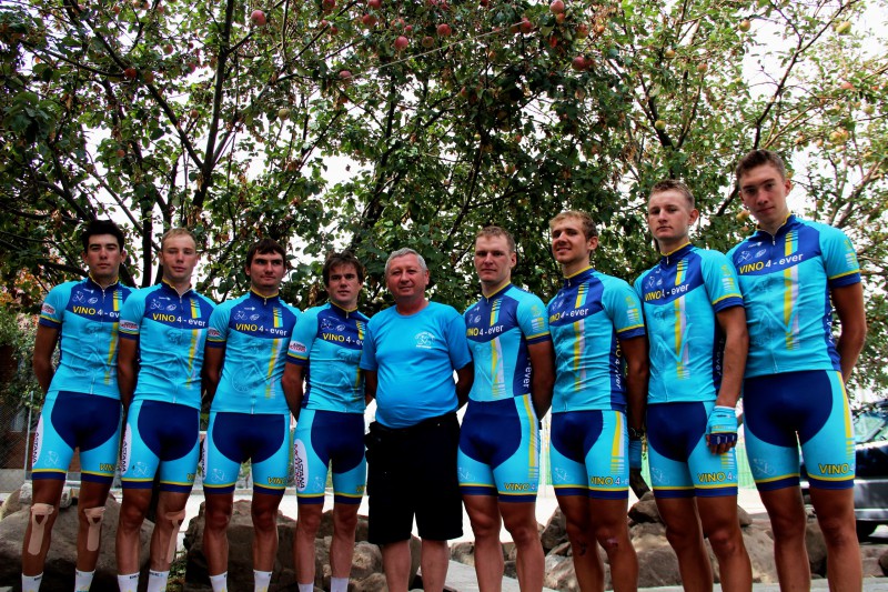 VINO 4EVER: К старту готовы — Astana Cycling Team